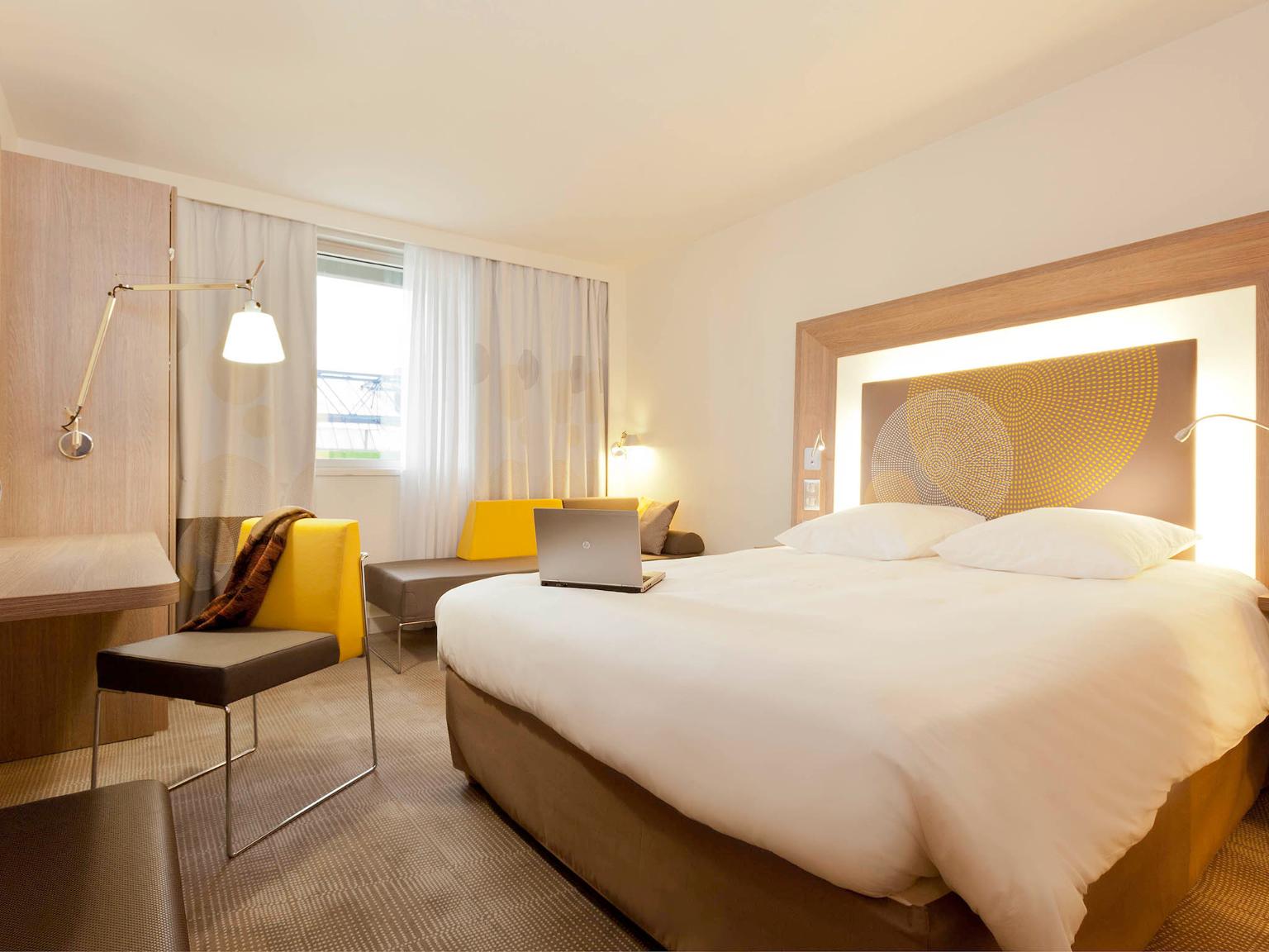 Novotel Lyon Confluence - Hôtel, 3 Rue Paul Montrochet 69002 Lyon ...